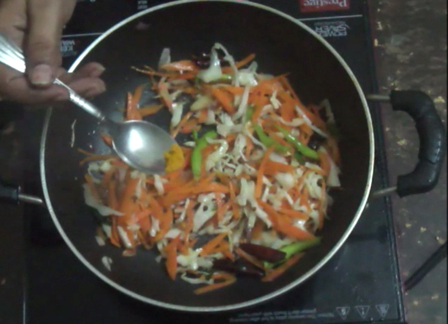 Sukku's Kitchen : CARROT CABBAGE FRY - Andhra Hotel Style