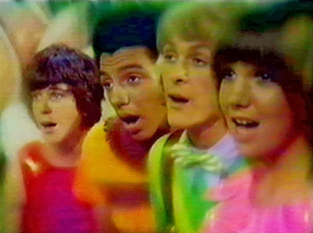 The Bugaloos Review: Bugaloos Episode 1- Firefly Light My Fire