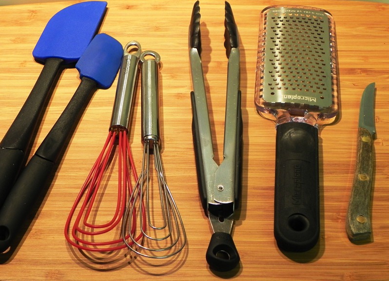 The Iowa Housewife: 10 Kitchen Tools