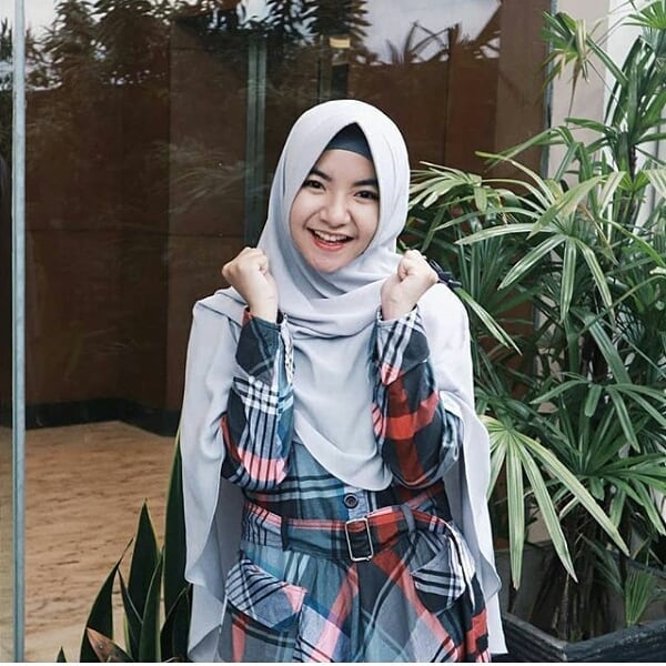 Senyuman manja HIJABERS CANTIK - MALAYA PICT