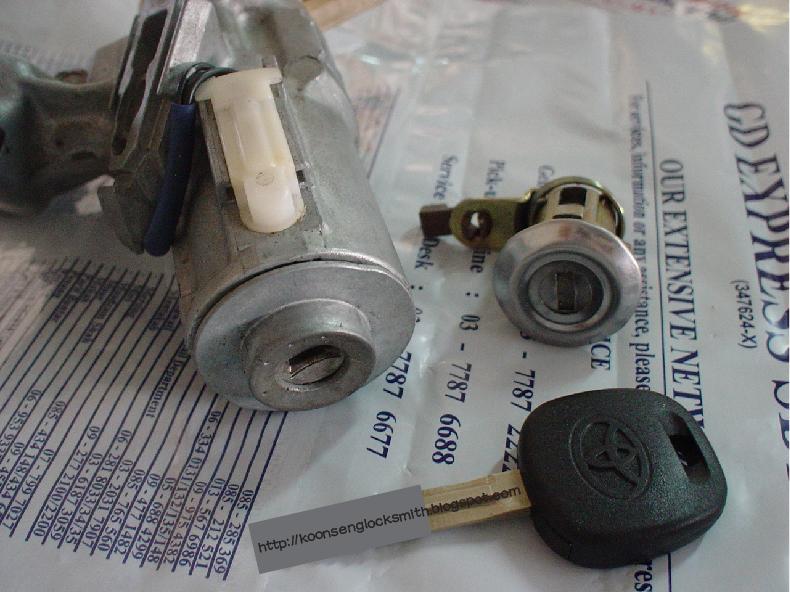 Koon Seng Locksmith: Toyota Avanza Lost Key Making / Toyota Avanza车锁无样配匙
