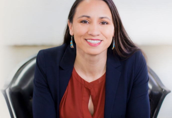 White Wolf : Sharice Davids could be the first Native American woman in ...