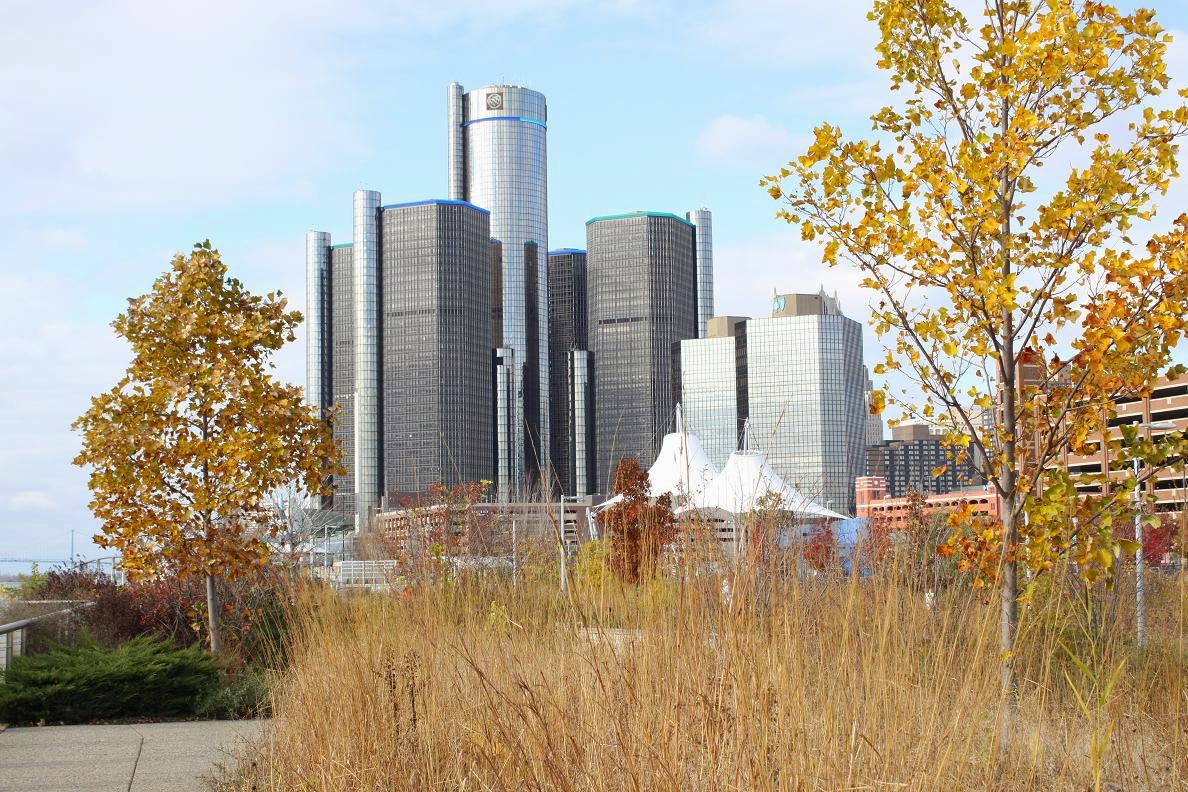 Michigan Exposures: Random Pictures of Detroit