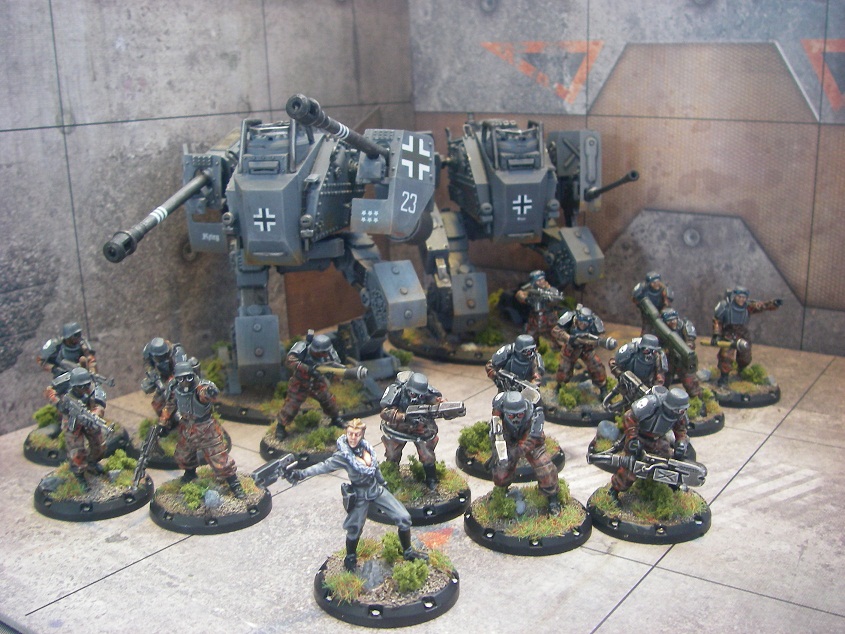 Don't Quit Your Day Job: Review: Dust Tactics