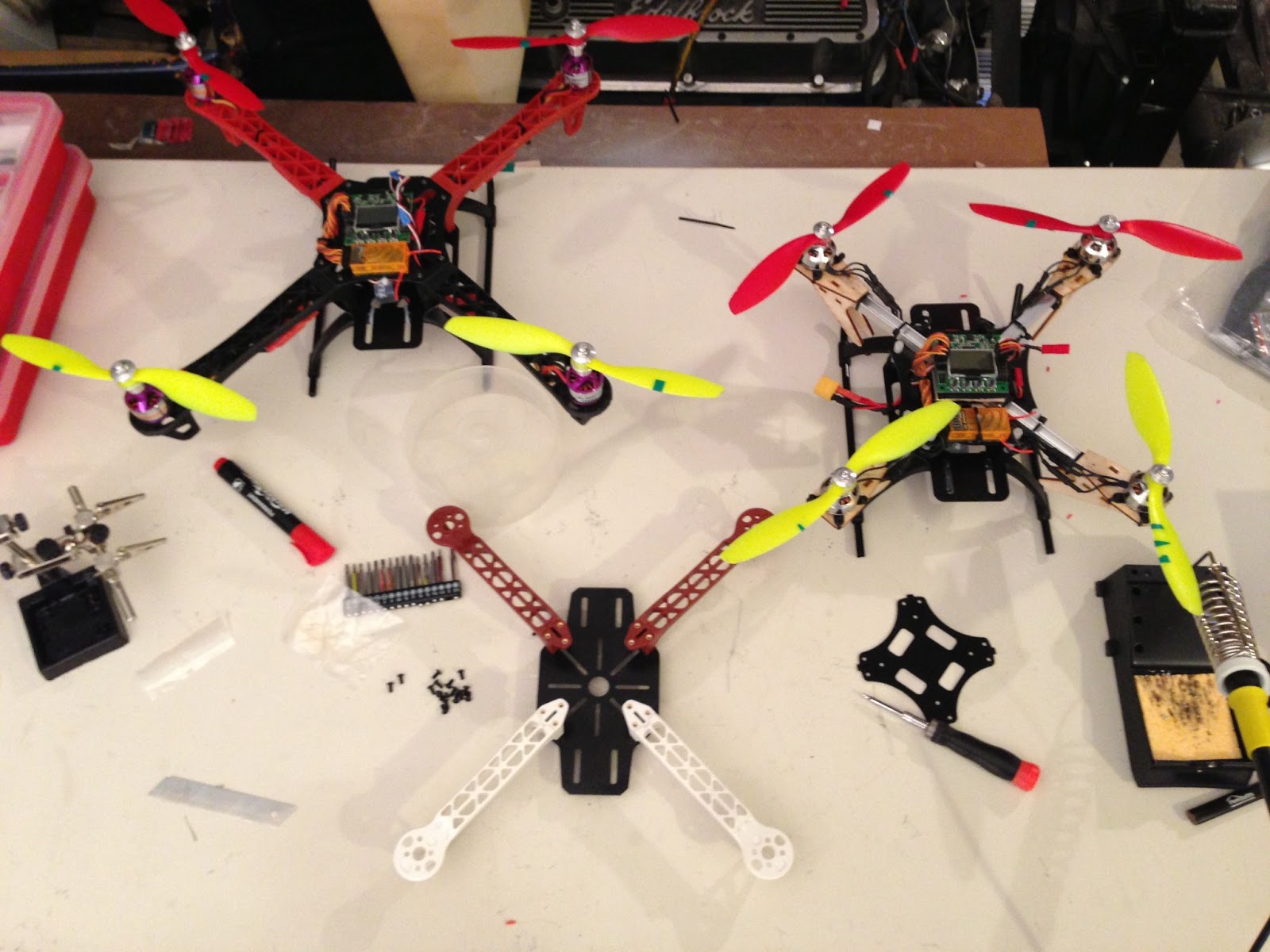 Bluefish: HK 330 Frame Quadcopter : Plan E