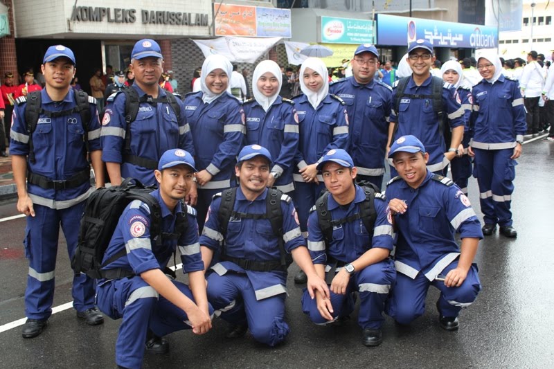 Brunei Fire&Rescue Department Appliances: Brunei EMAS paramedics