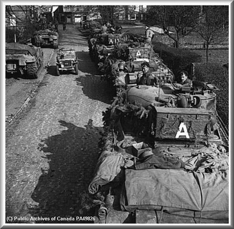 Panzerserra Bunker- Military Scale Models in 1/35 scale: Sherman V with ...