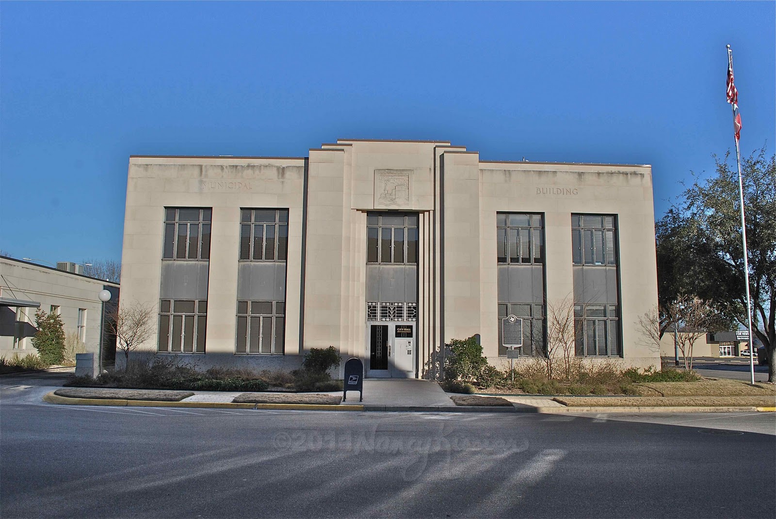 Wild About Texas: Art Deco in Seguin Architecture