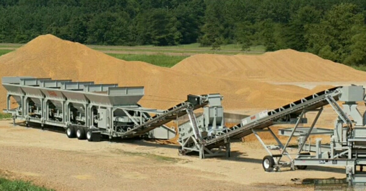 Processing of limestone with hammer mill stone crusher ...