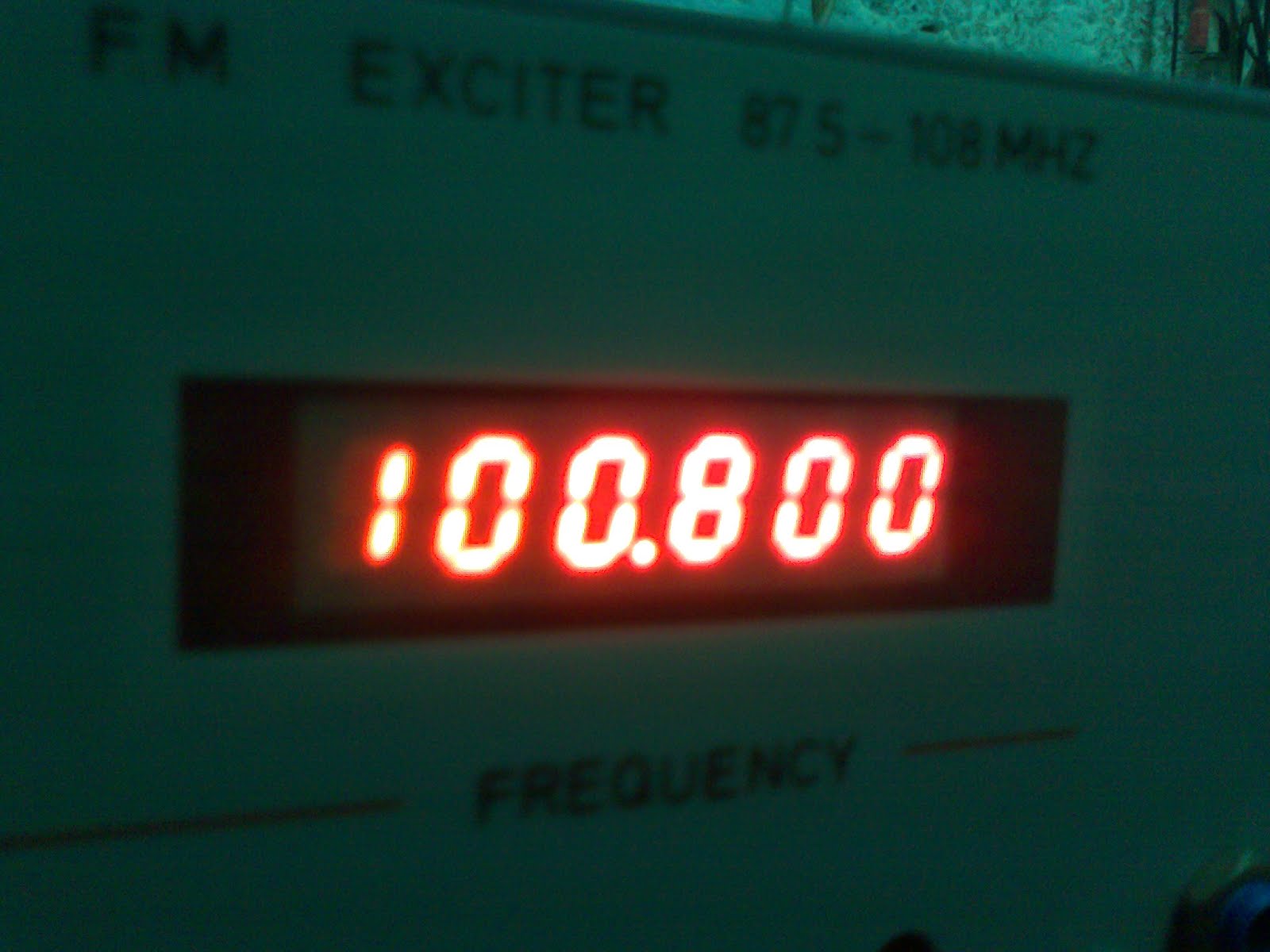 ΡΑΔΙΟΦΩΝΙΑ LASER ΡΑΔΙΟΦΩΝΟ LASER FM STEREO RADIO LASER RADIOFONIA ...