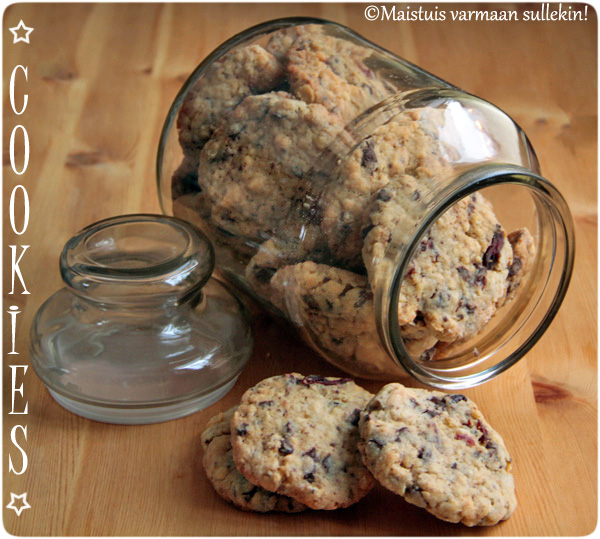 Maistuis varmaan sullekin!: Suklaa-karpalocookies