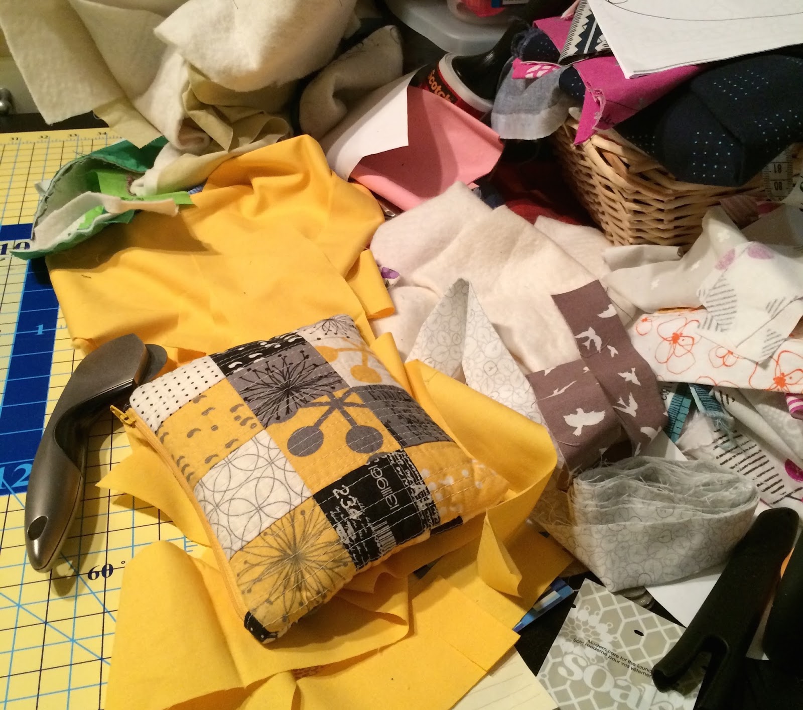 she can quilt: Scraptastic Tuesday - March link up