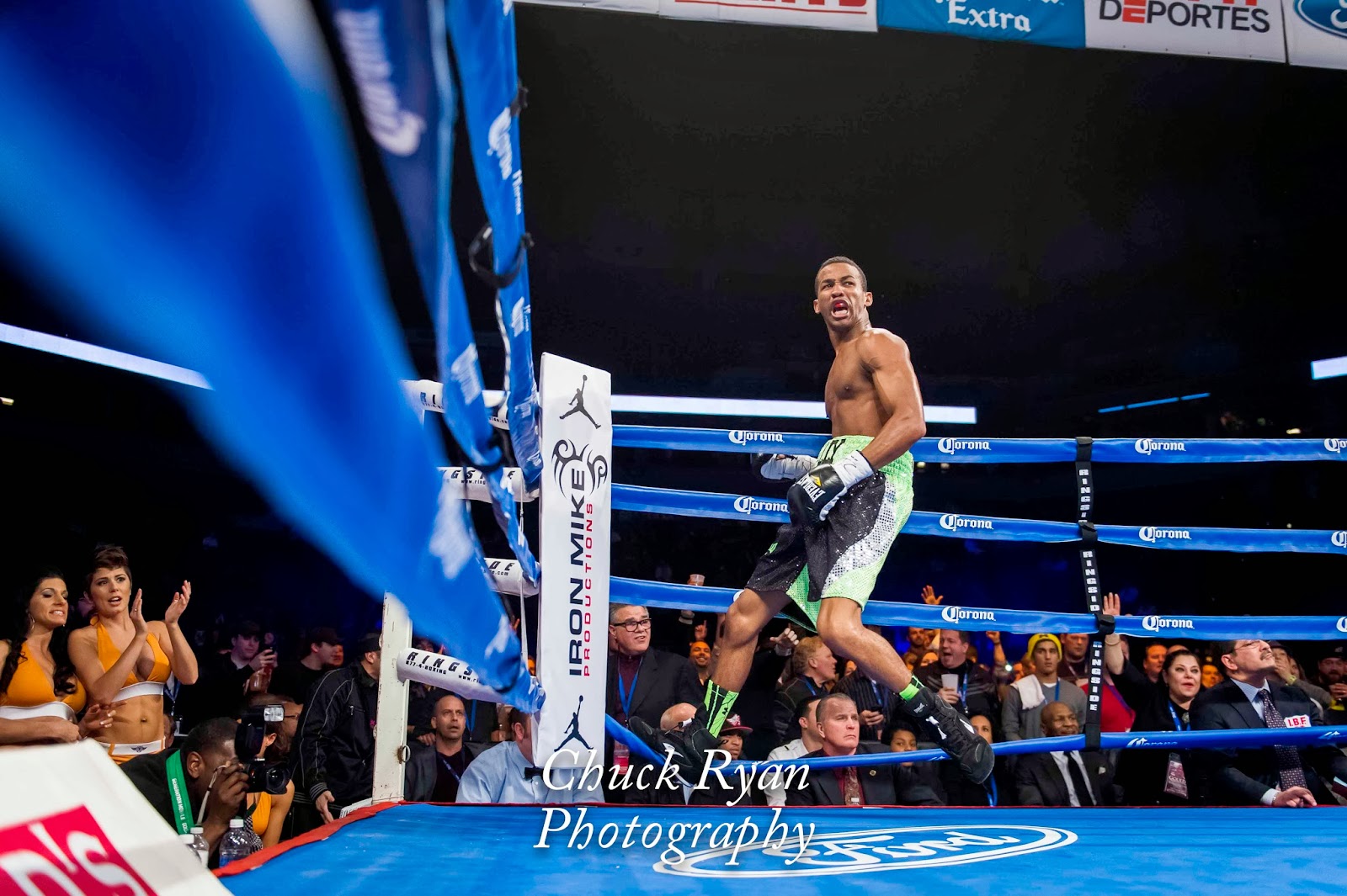 CIIcanoe...: ESPN Friday Night Fights at the Target Center ...