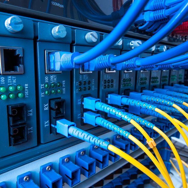 Estado de avance en la reposición de los servicios de ...