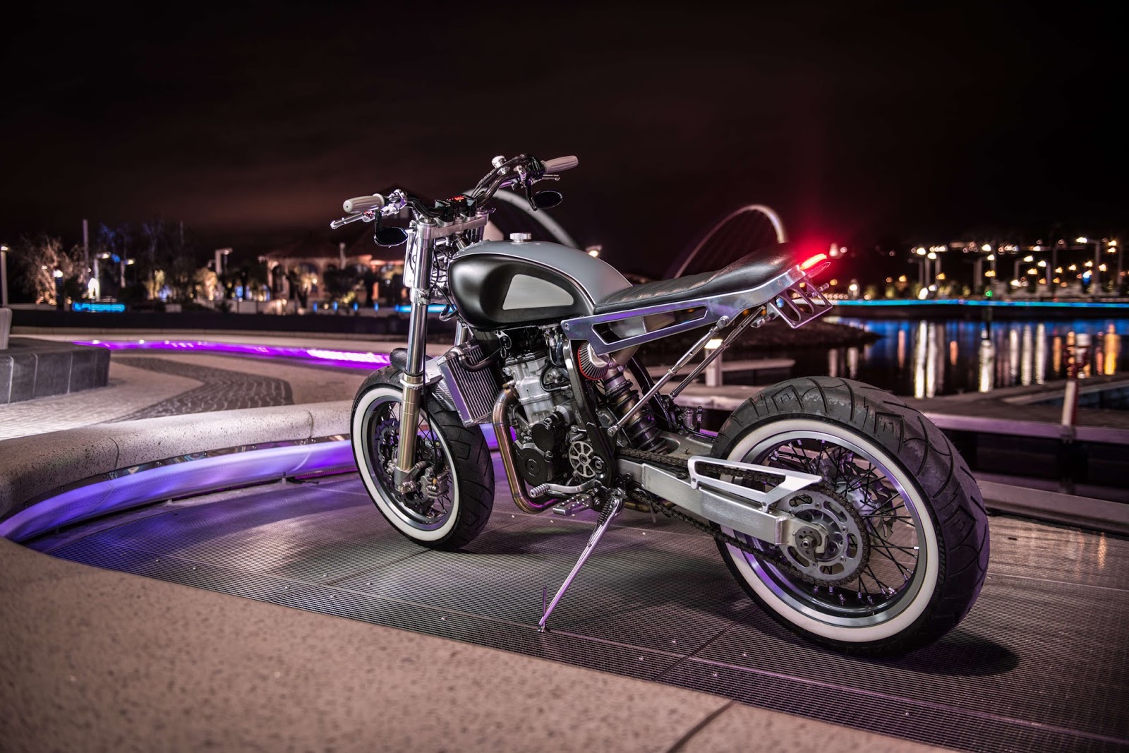 "The Hooligan" DRZ400 / Rogue motorcycles