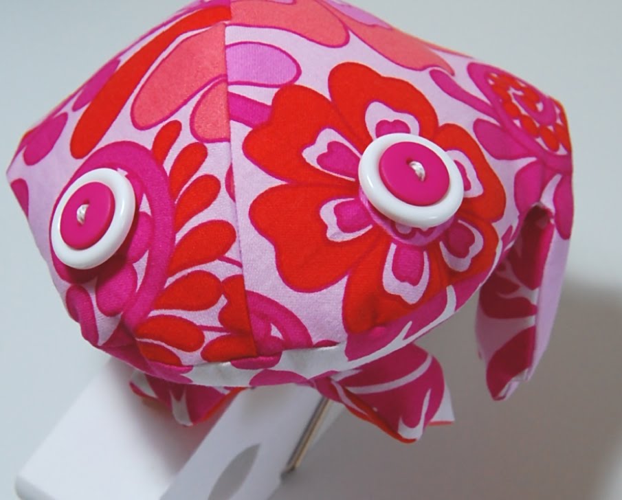 FreeSpirit Fabric: Frog Tutorial