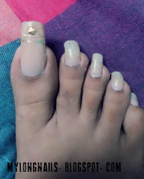 Long Nails: Antora 's super long toe nails - 2