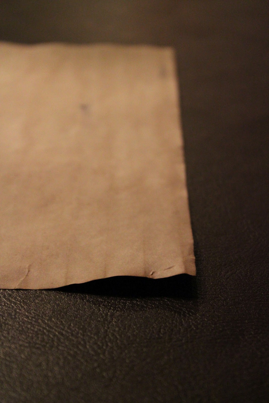 Toracellie: DIY: Aging Paper with Coffee