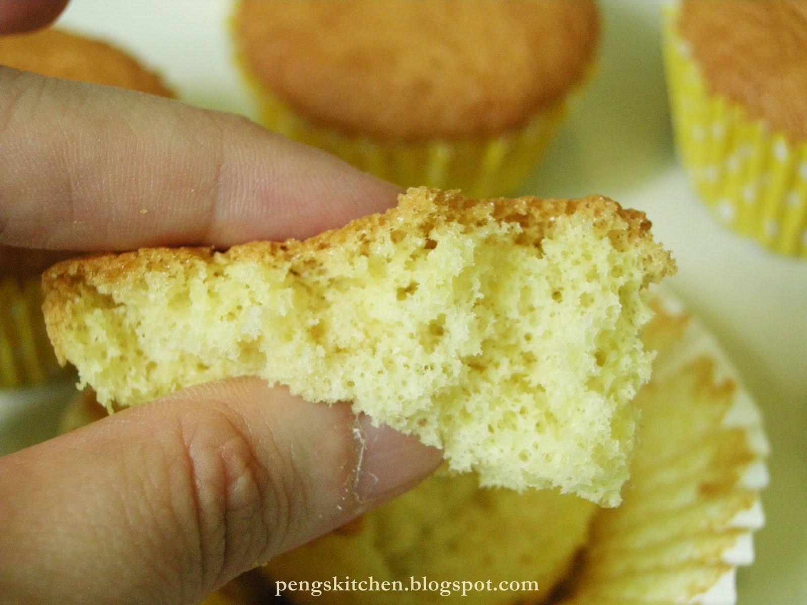 Peng's Kitchen: Simple Sponge Cake - Revisited