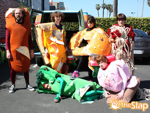 Los Diddly-Bops ~ The Slap.com | Tori, Beck, Jade, Andre, Cat ...