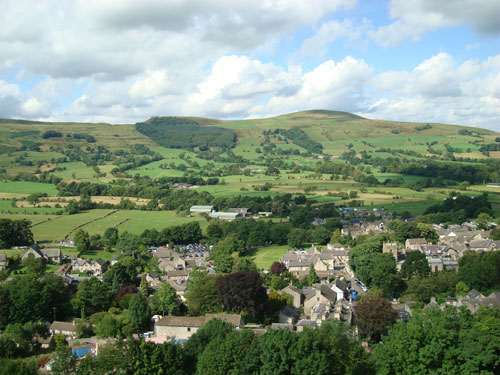 Peveril Castle Castleton Peak District - Britain All Over Travel Guide