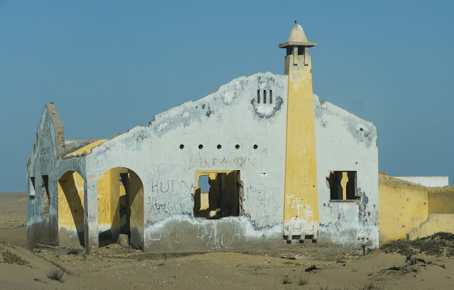 photoscope: Picturesque tribes of Angola