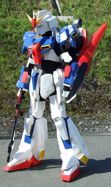 Gundam Meisters: Gundam Cosplay: Zeta Gundam