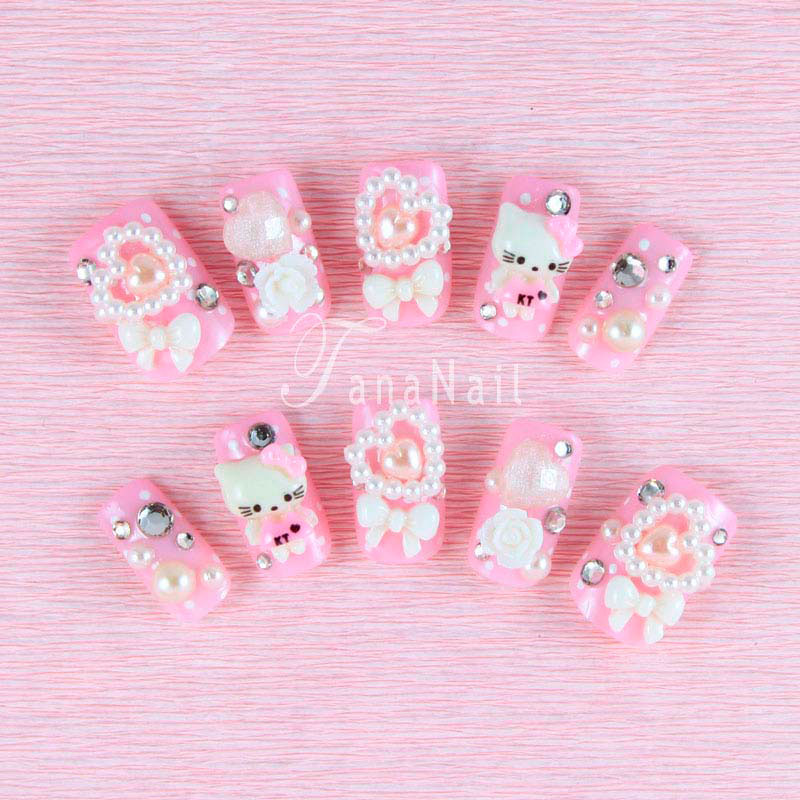 Miles de Diseños de Uñas: Diseños de uñas de Hello Kitty!! Adorables!