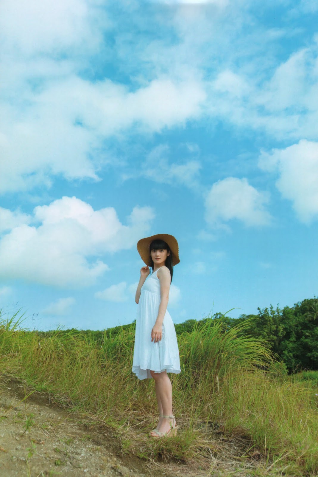 1992 / Momoko Tsugunaga / 嗣永桃子 / つぐながももこ / Singer