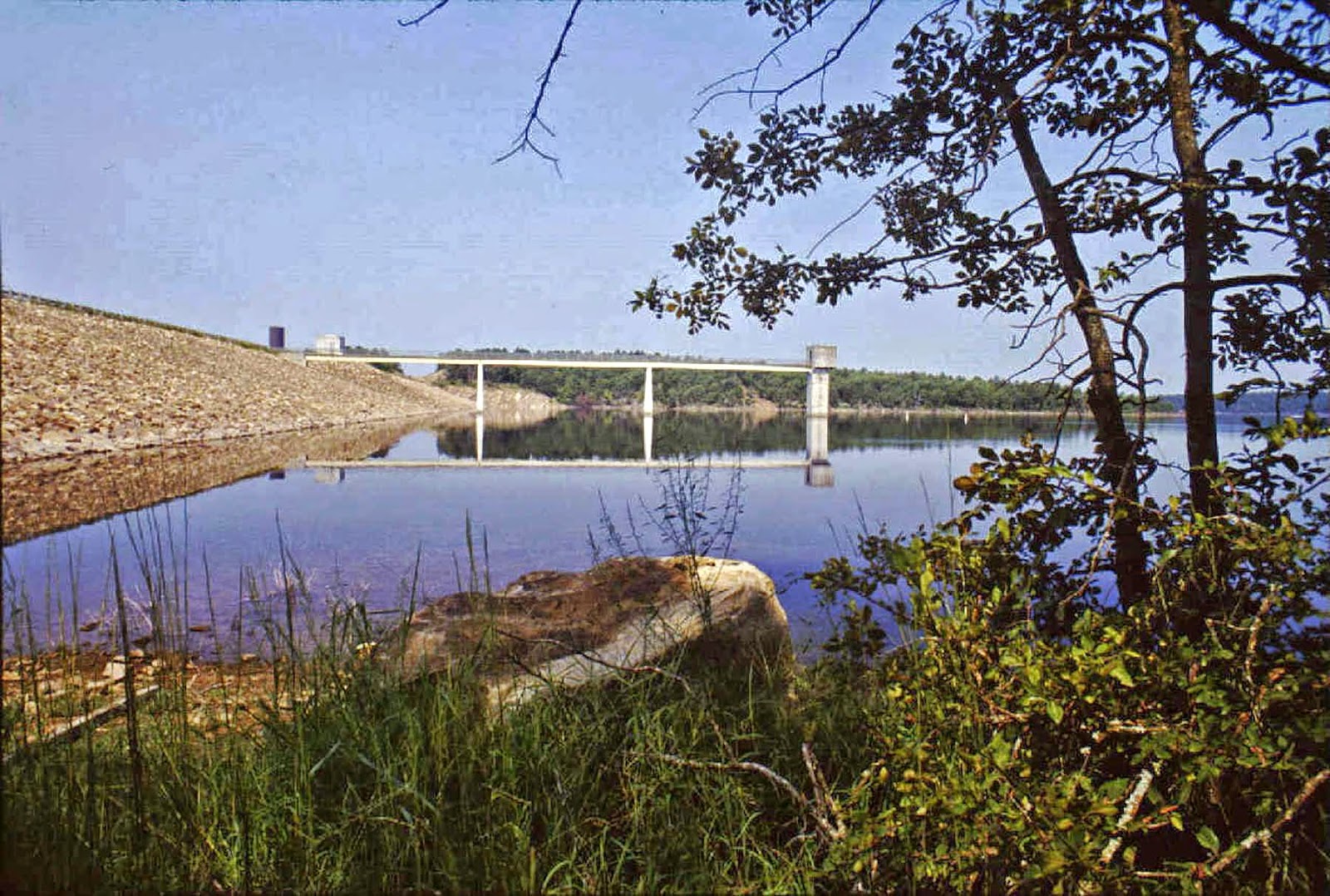 JC Power Sabo Dam: Bendungan