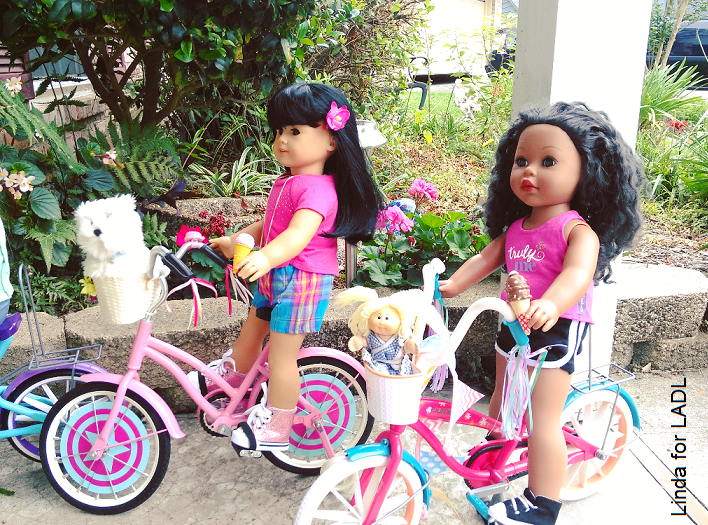 Living A Doll's Life : Out for a Bike Ride