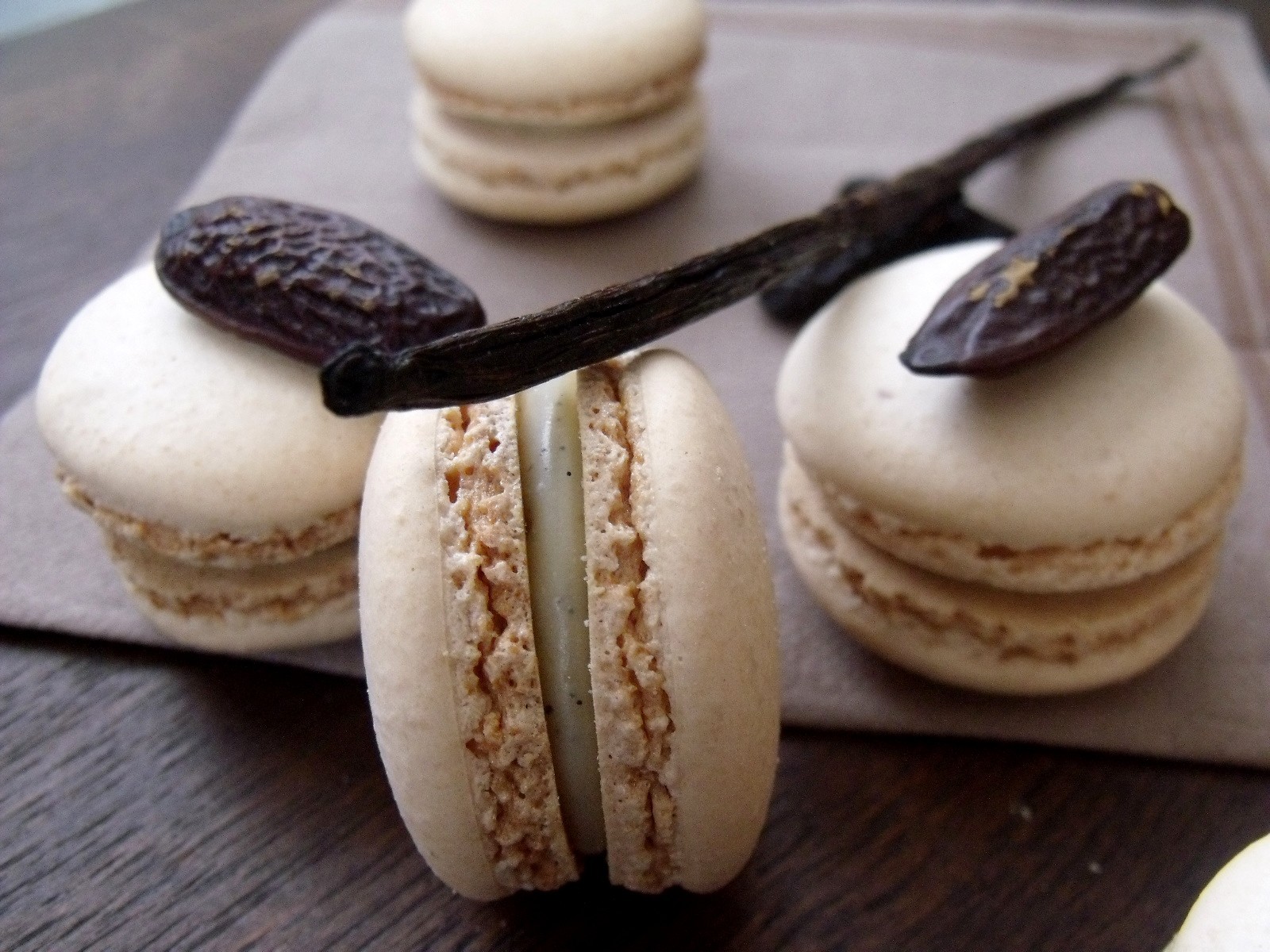 Expériences Gourmandes: Macarons vanille - fève de tonka