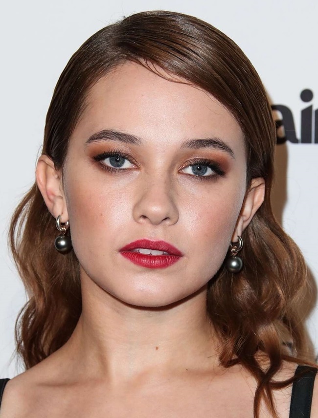 StarLight-Style: Ünlülerden Saç ve Makyaj Örnekleri: Dakota Johnson ...