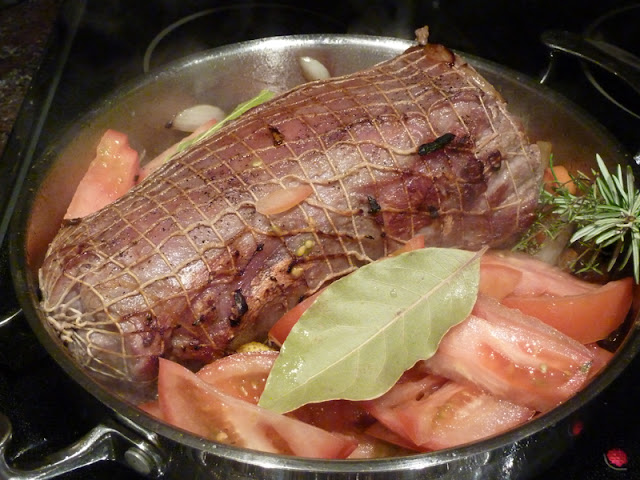Charo y su Cocina: ROSTIT DE VEDELLA (RUSTIDO DE TERNERA)