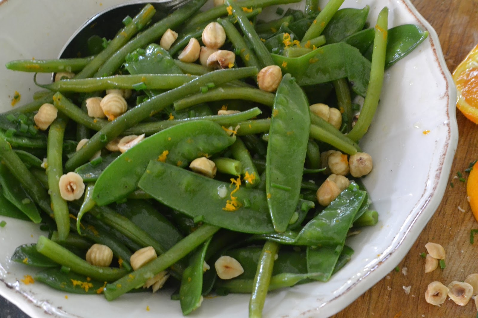 Eet lekker: Haricots verts en peultjes met hazelnoten en sinaasappel