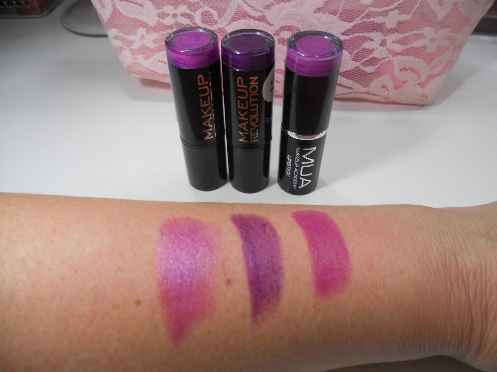 MIS LABIALES MORADOS, LILAS, MALVAS.... | Coqueta a los 50