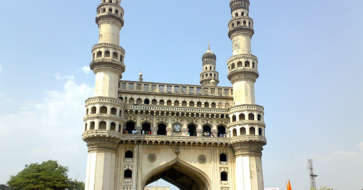 HolidayIndia: CHARMINAR