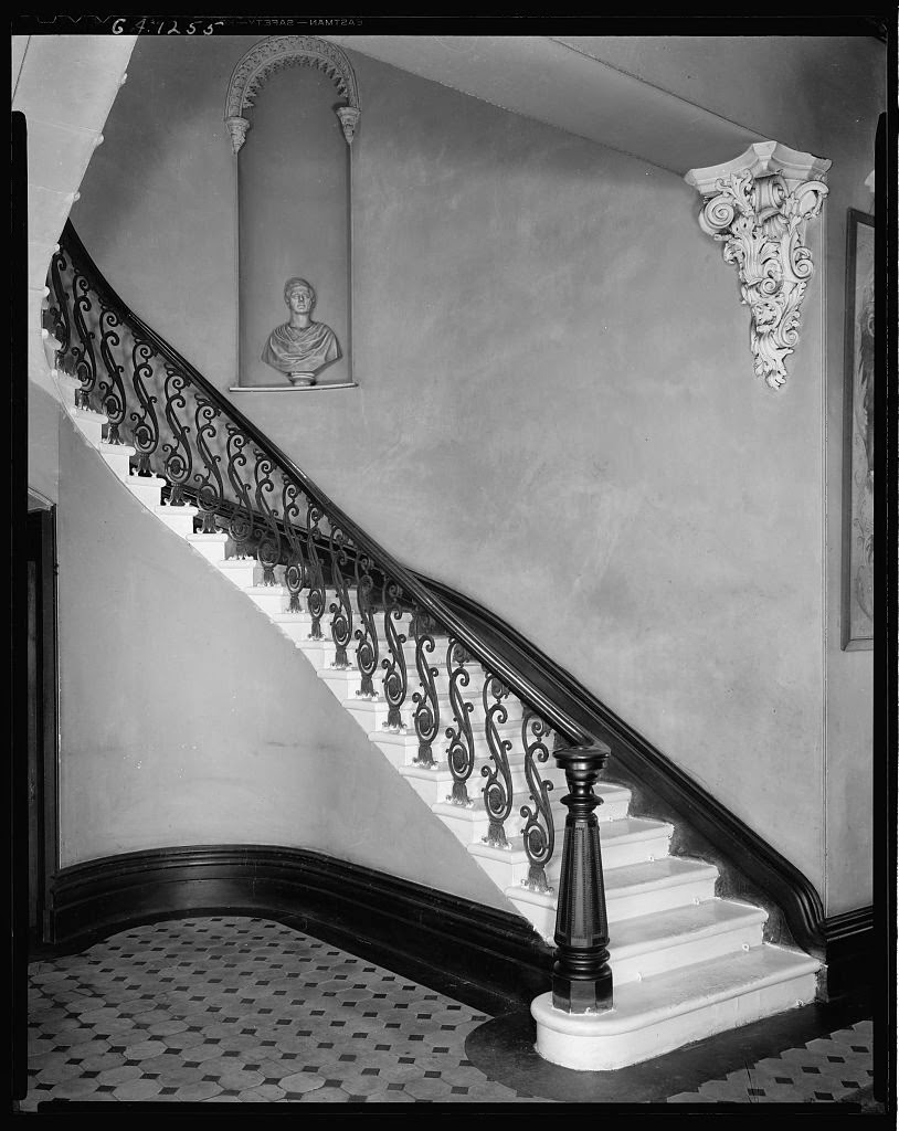 Spencer Alley: Monochrome Staircases