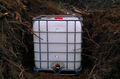 Off-Grid Home Sweet Home: Gravity Fed Water System {Water Storage}…
