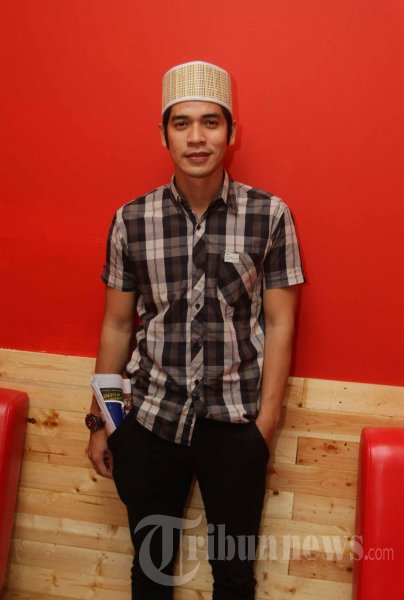 Biodata Artis: Profil Biodata Ricky Perdana