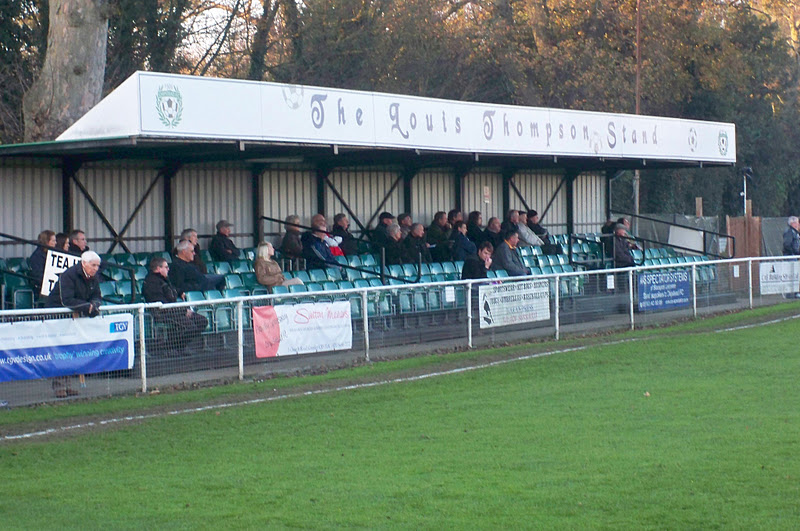 Football Grounds visited by Richard Bysouth: Chipstead FC