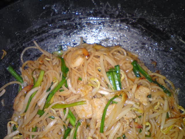 Cooking Pleasure: Fried Spicy Teochew Mee Teow