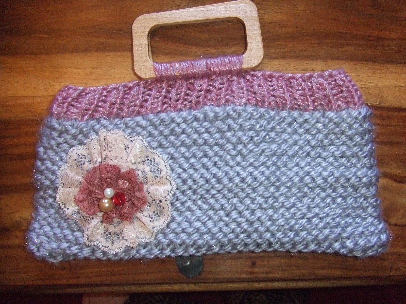 Crafting With Mel: Knitted Handbag