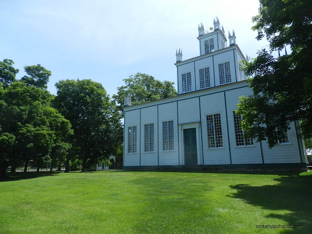 Heroes, Heroines, and History: Hope in Upper Canada: The Sharon Temple