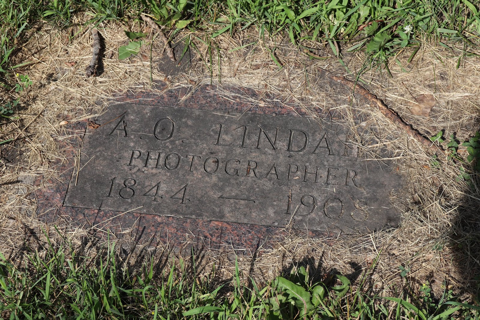 The Minneapolis Pioneers & Soldiers Memorial Cemetery - Minneapolis, MN ...
