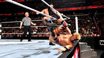 WWE In live!!!!: WADE BARRETT vs ZACK RYDER