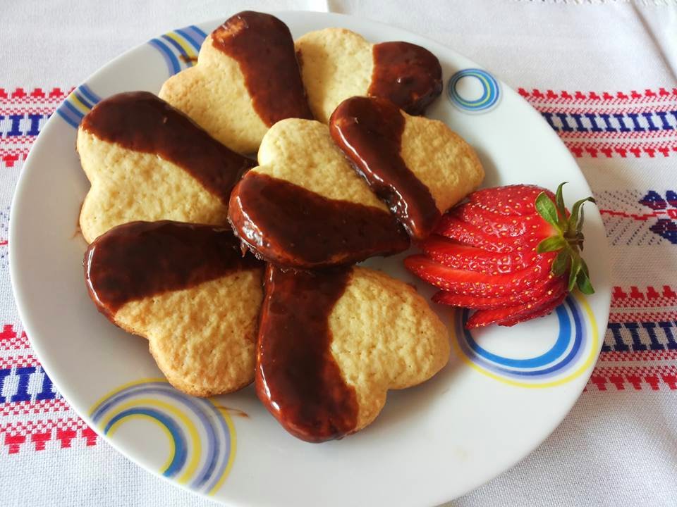 KuzhinaIme.al: Biskota me cokollate (Receta nga Silvana Belishaku)