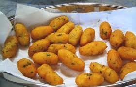 streetfoodonmyroad: Pane e panelle, pani cà meusa, pane e cazzilli ...