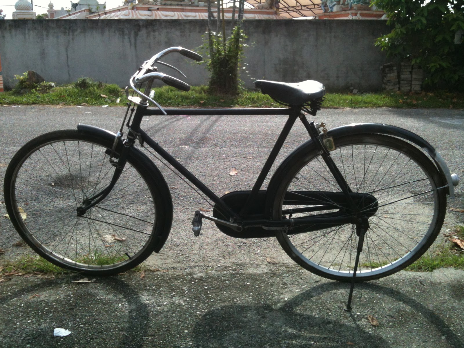 WCY RETRO TV: Basikal Tua Keluaran Kilang Batu Tiga Malaysia