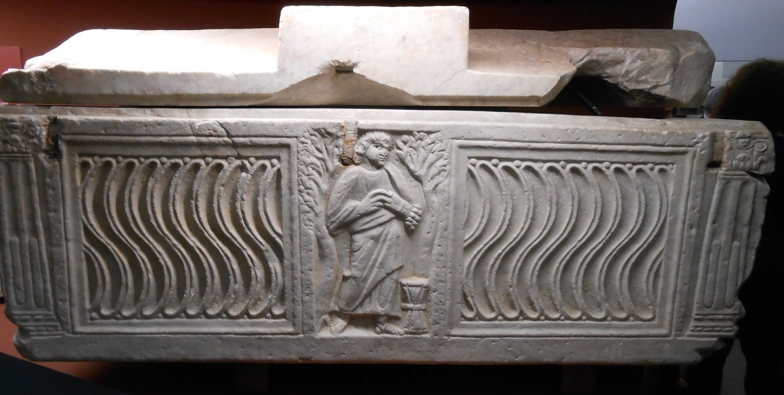 New Liturgical Movement: An Ancient Pallium Displayed at the Vatican ...